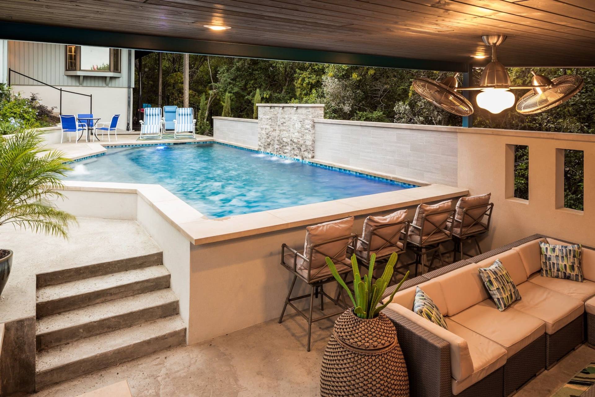 A Modern Hillside Retreat | Austin Pool Designs